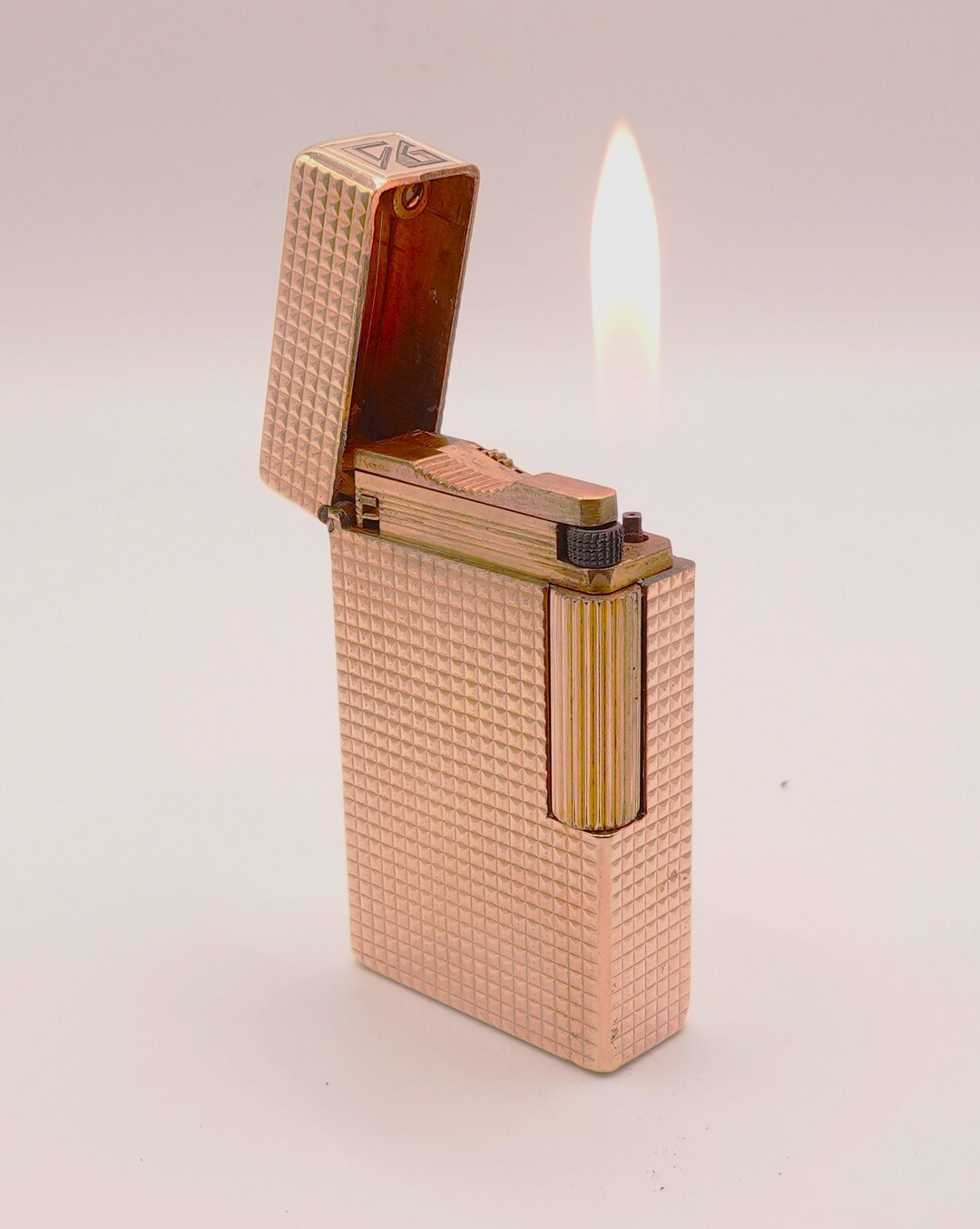 S.T. DUPONT Vintage WORKING L1 BS Large Lighter Gold Hobnail Pattern ...