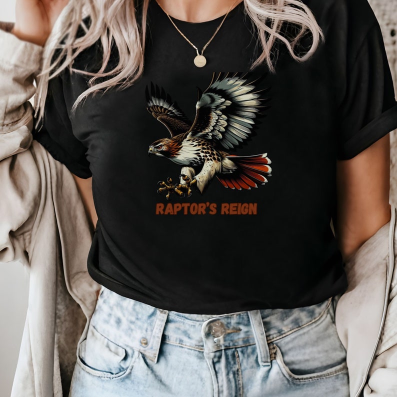 Red-tailed Hawk Shirt: Wildlife Art Tee, Bird Watcher Gift - Etsy