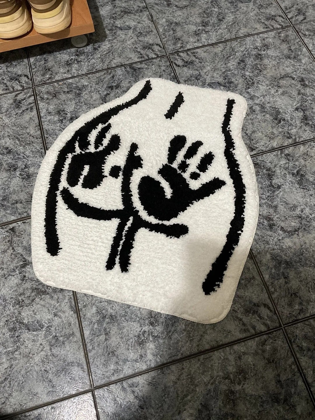 Plush Butt Handprint Bathroom Rug Soft Tufted Absorbent Non-slip Mat ...