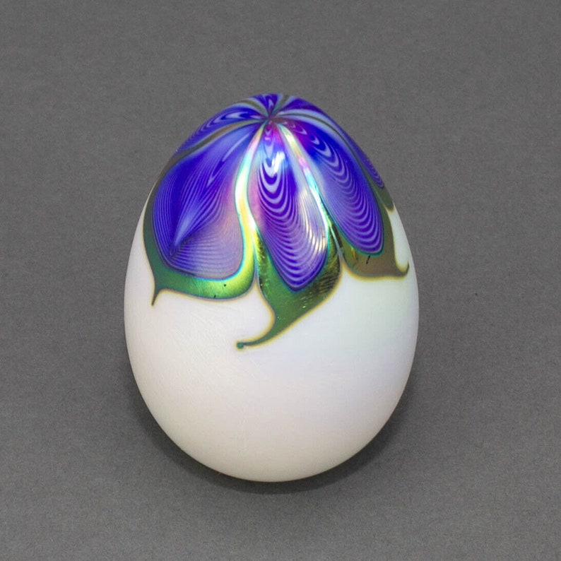 Abelman 1996 Pulled Feather Egg Iridescent Art Glass Paperweight E29FC ...