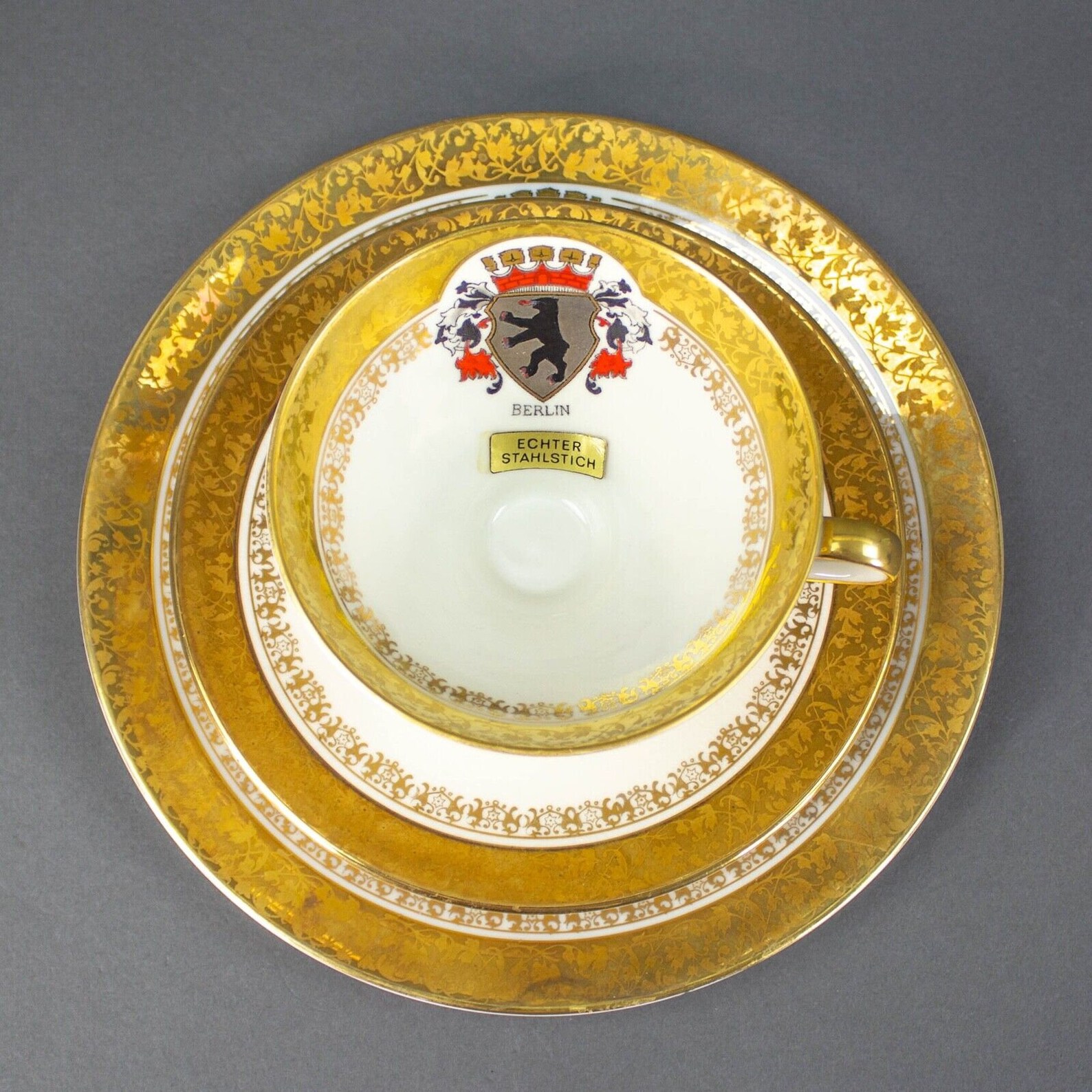 Kunst Kronach Handgemalt Berlin Crest Gold Tea Cup Saucer Luncheon ...