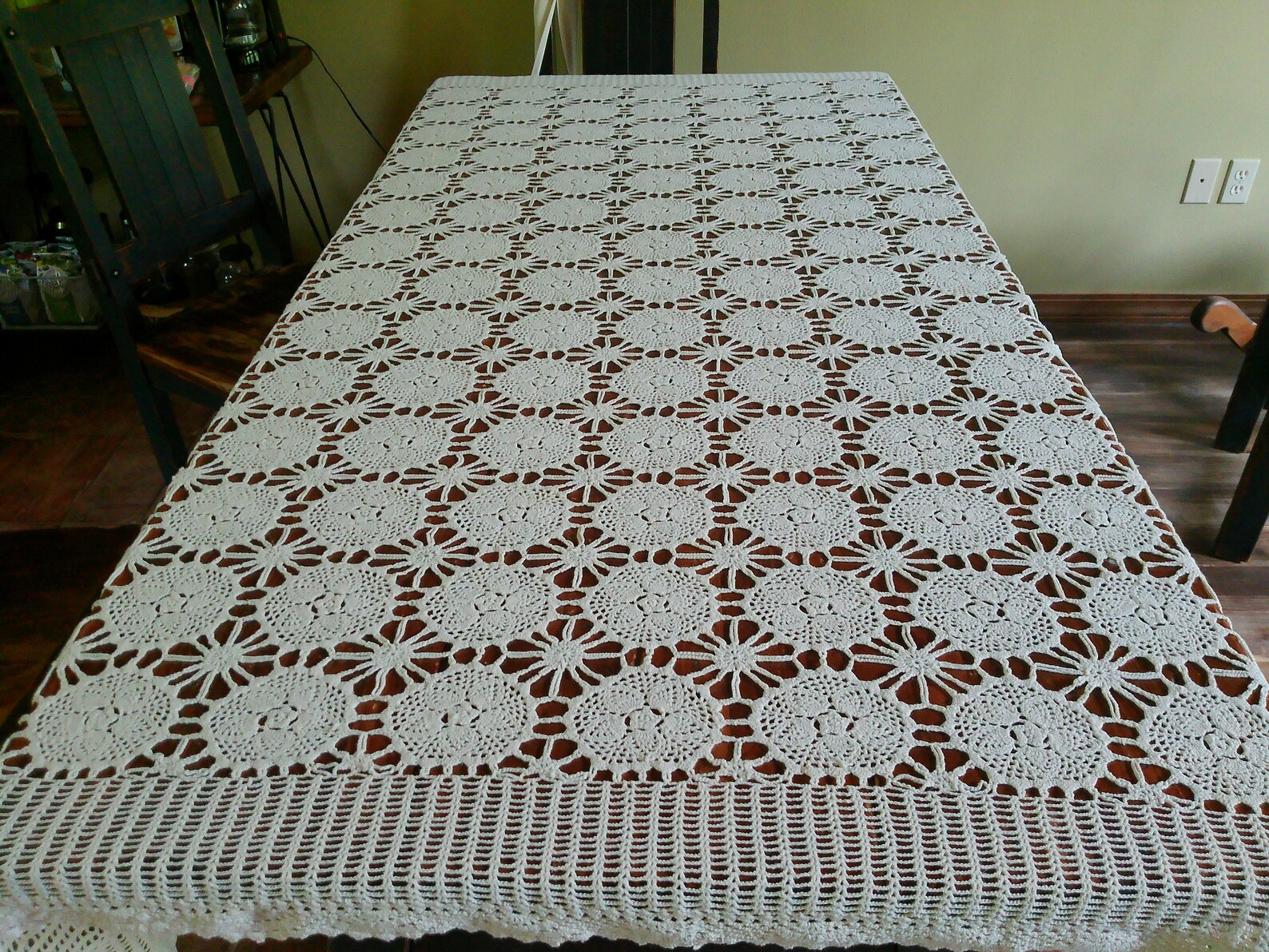 Vintage Crocheted Tablecloth, 66 X 79, off White - Etsy