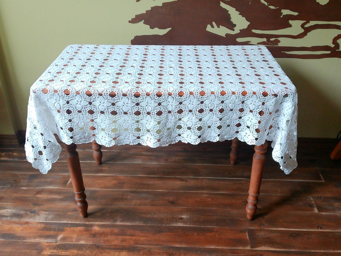 Doily Lot, Vintage Crocheted Tablecloth and 3 Doilies, White - Etsy