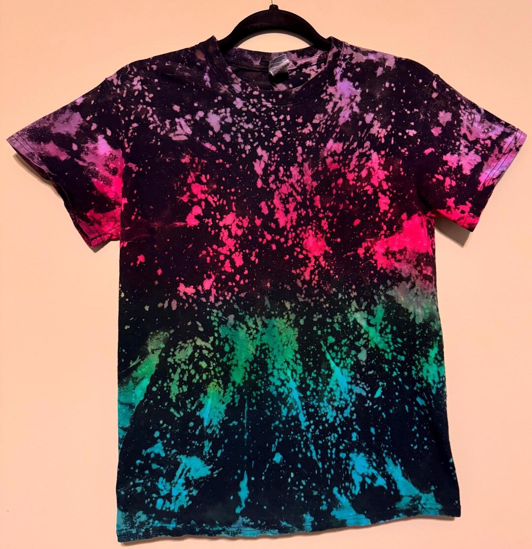 SMALL Reverse Tie Dye T-shirt - Etsy