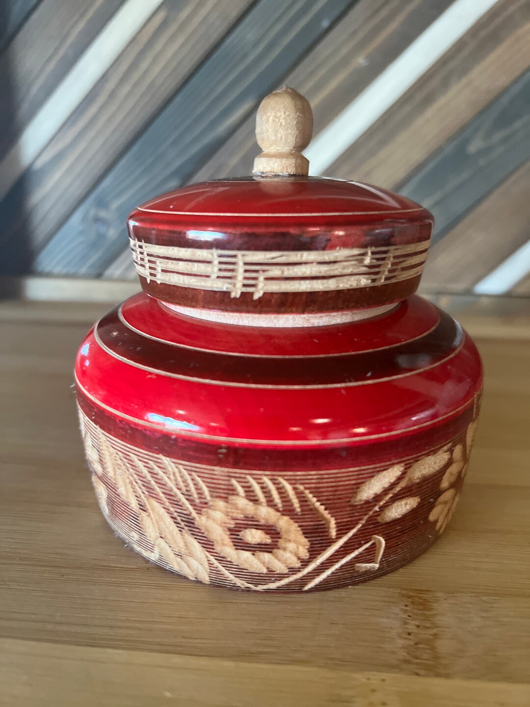 Vintage Hand Made Carved Round Wooden Box With Lid Lidded Red Cabo San ...