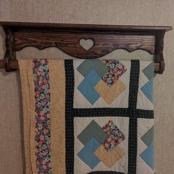 Quilt Shelf - Etsy