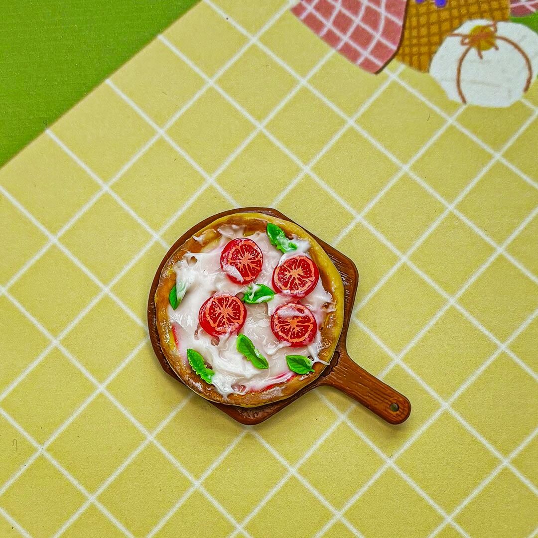 Margherita Pizza Magnet *only One* - Etsy
