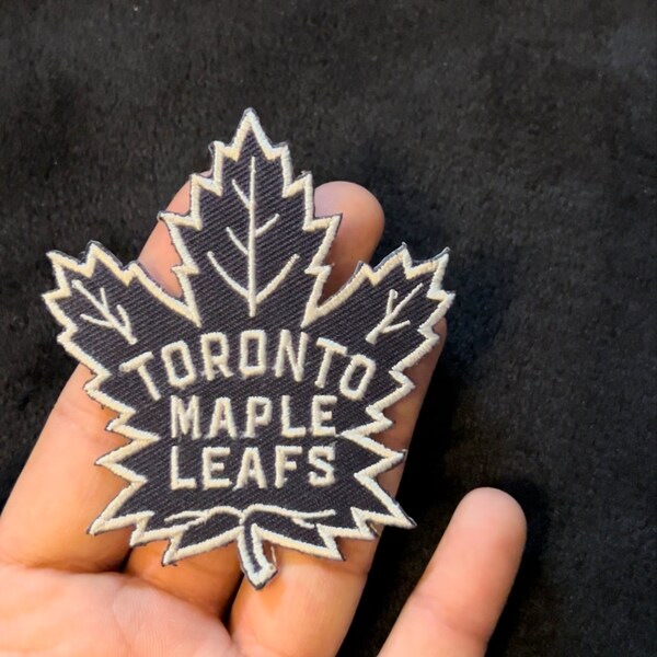 Maple Leaf Applique - Etsy Canada