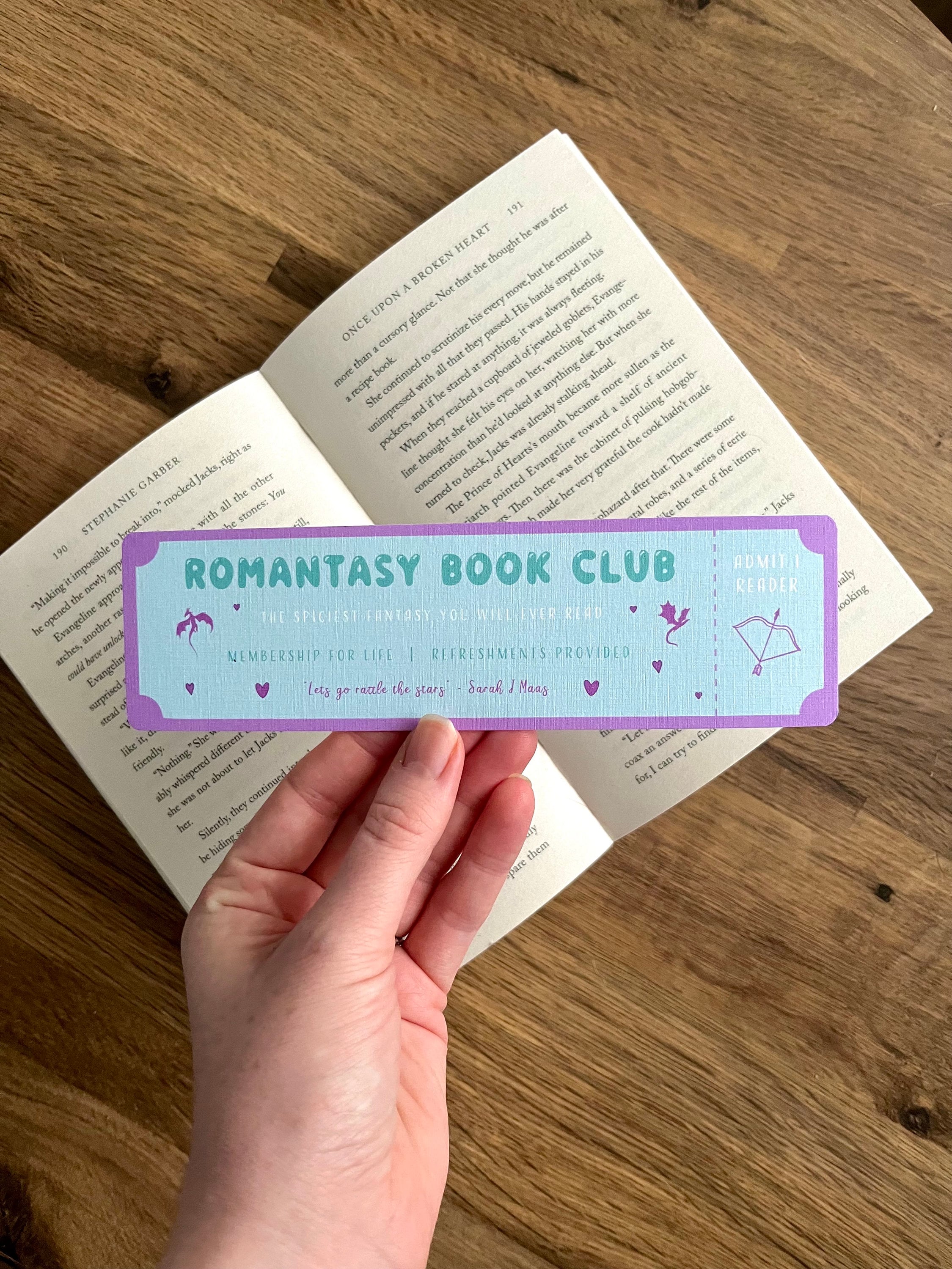 Romantasy Bookclub Bookmark - Etsy UK