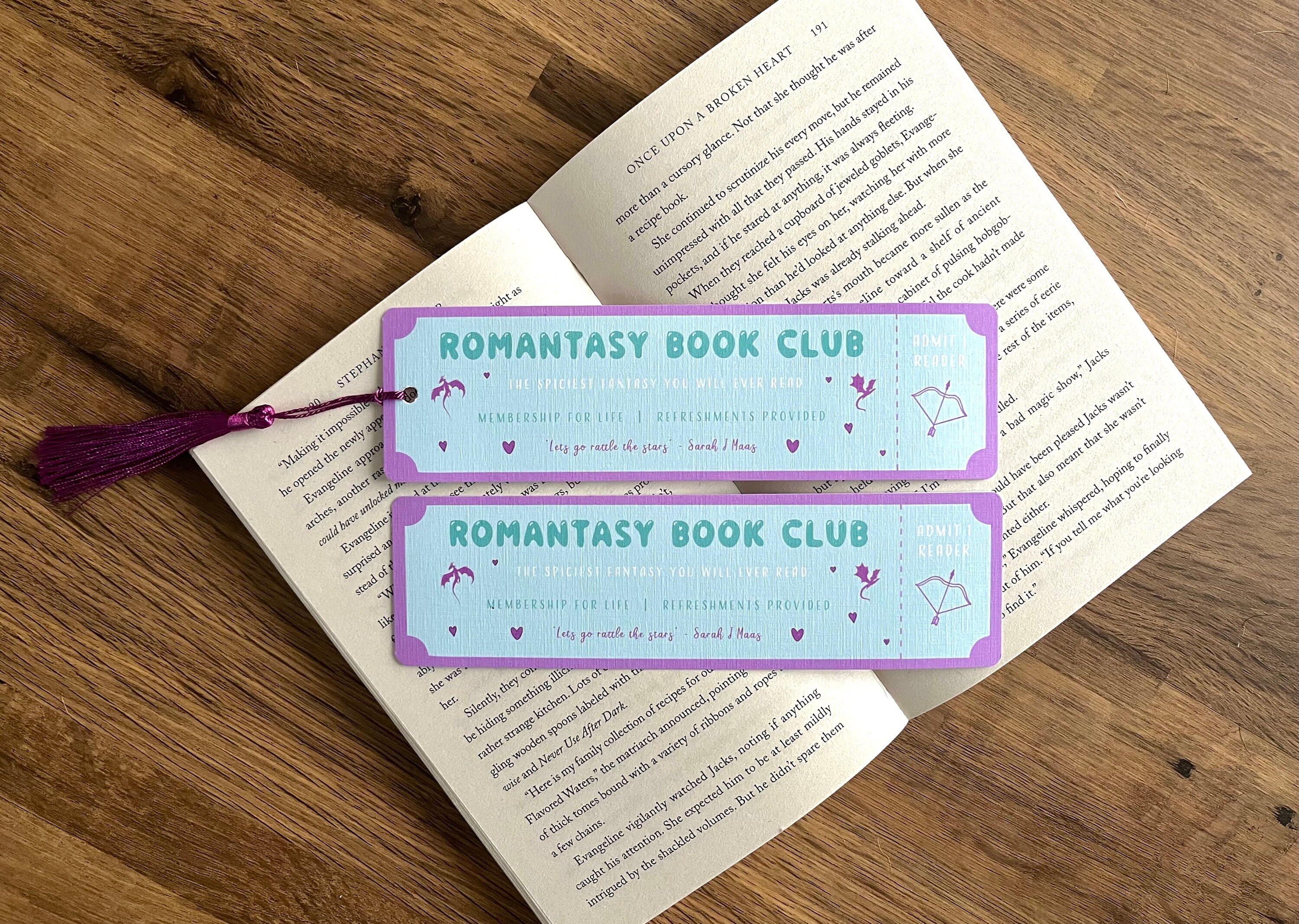 Romantasy Bookclub Bookmark - Etsy UK