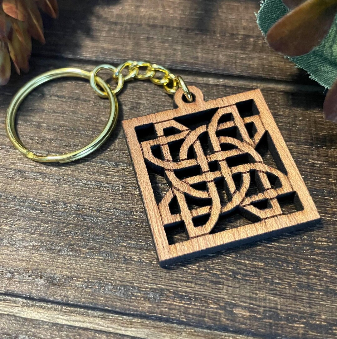Celtic Knot Keychain | Gift for Men, Anniversary Gift | Engraved ...