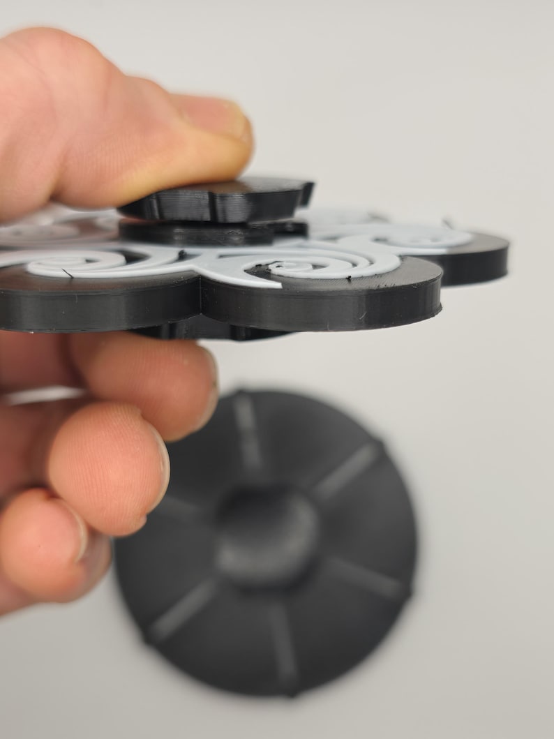 3D Printed Hypnotic Spiral Spinner (animation Only Viewable Through ...