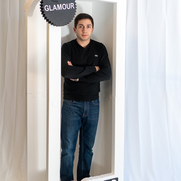 Custom Magazine Photo Booth - Etsy