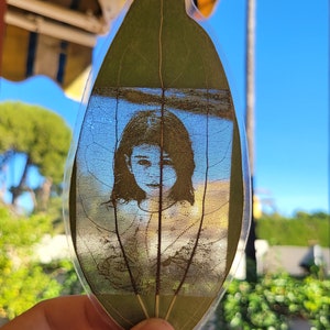 Custom Laser-engraved Portrait Leaf Bookmark - Etsy