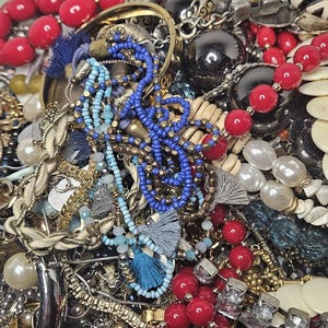 Random Picked Costume Wearable Necklaces and Bracelets 1lb Lots - Etsy