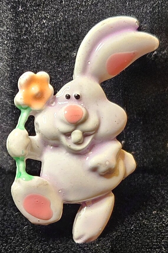 Easter bunny Vintage Enamel Bunny Pin - Gem