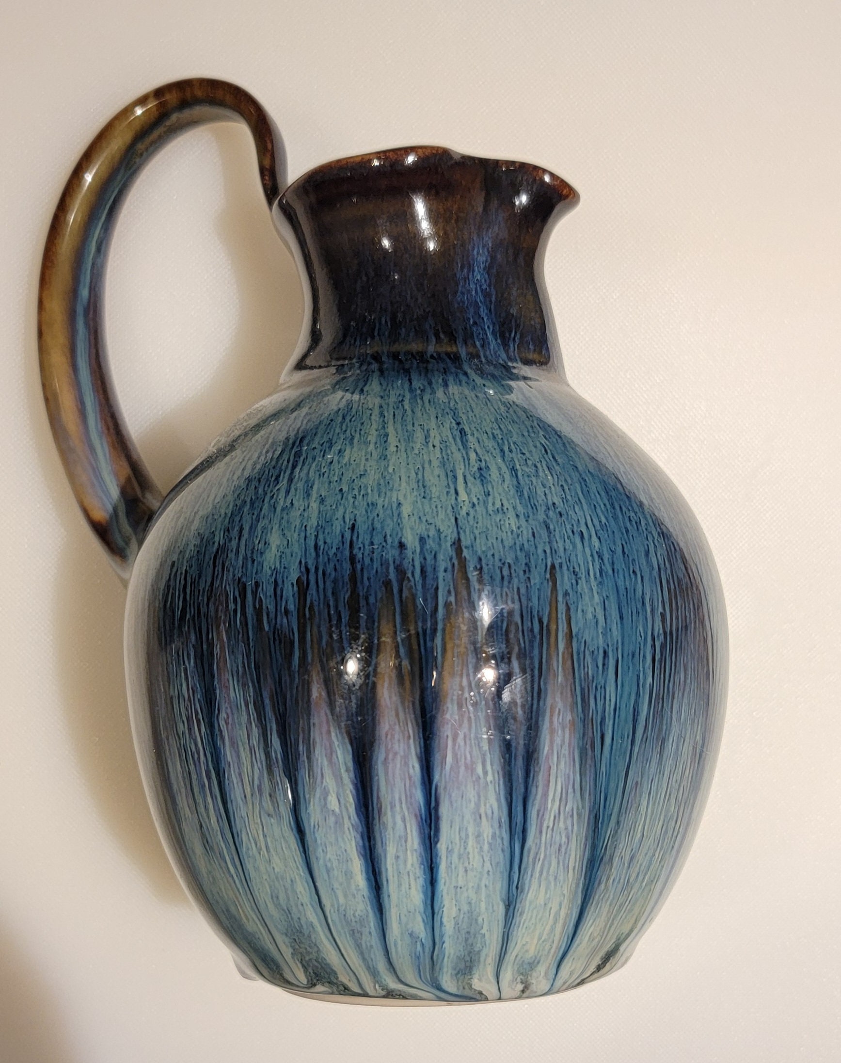Vintage Bill Campbell Art Pottery Pitcher/jug Blue Striations Drip ...