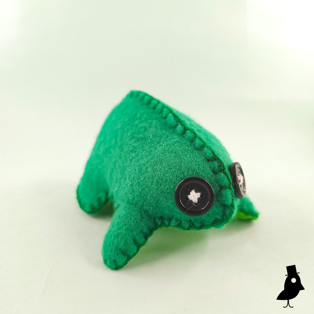 Small Felt Frog Stuffed Animals customizable Read - Etsy