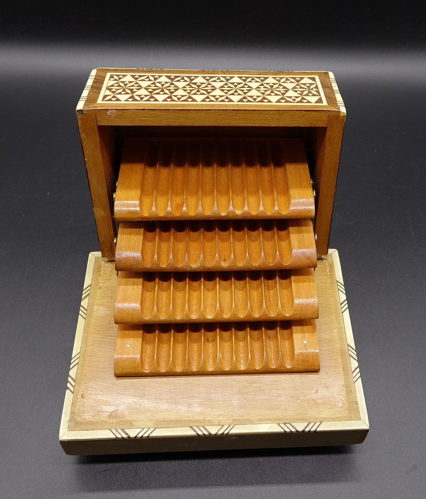 Vintage Inlaid Wood Cigarette Music Box THE THIRD MAN. Cigarette ...