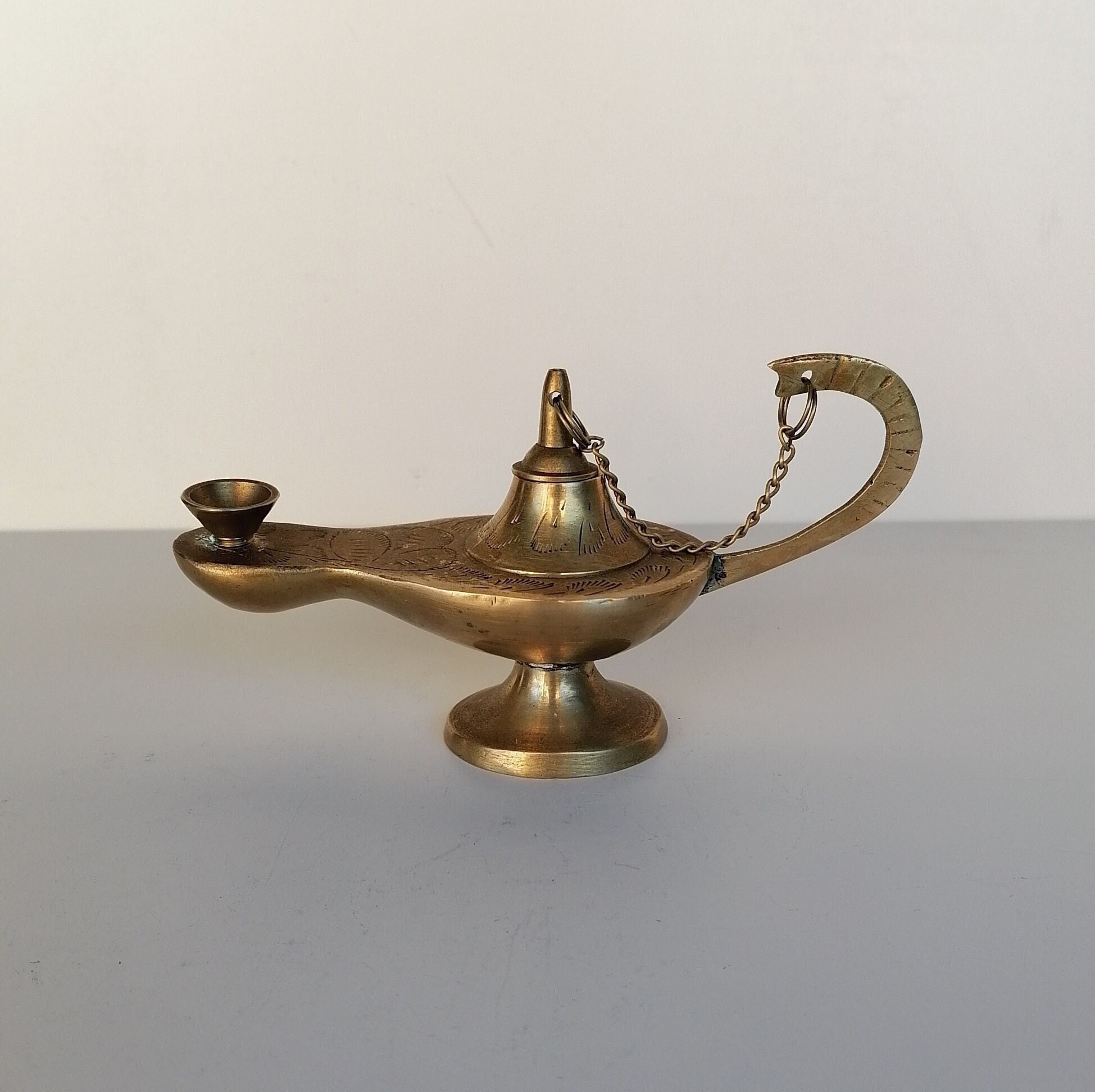 Aladdin Genie Oil Lamp Vintage Aladdin Lamp Genie Brass Oil Lamp Antique Brass Aladdin Lamp ...