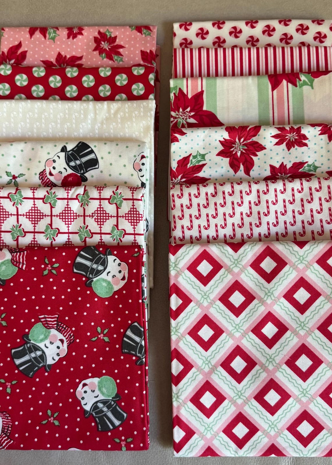 SWELL CHRISTMAS by Urban Chiks, Moda Fabric. 13 One Half Yard Cuts of ...