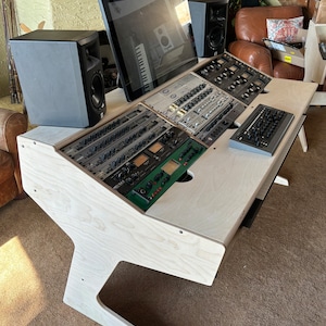 Trinity Desk Designs 3 Bay Hybrid Daw Desk - Etsy