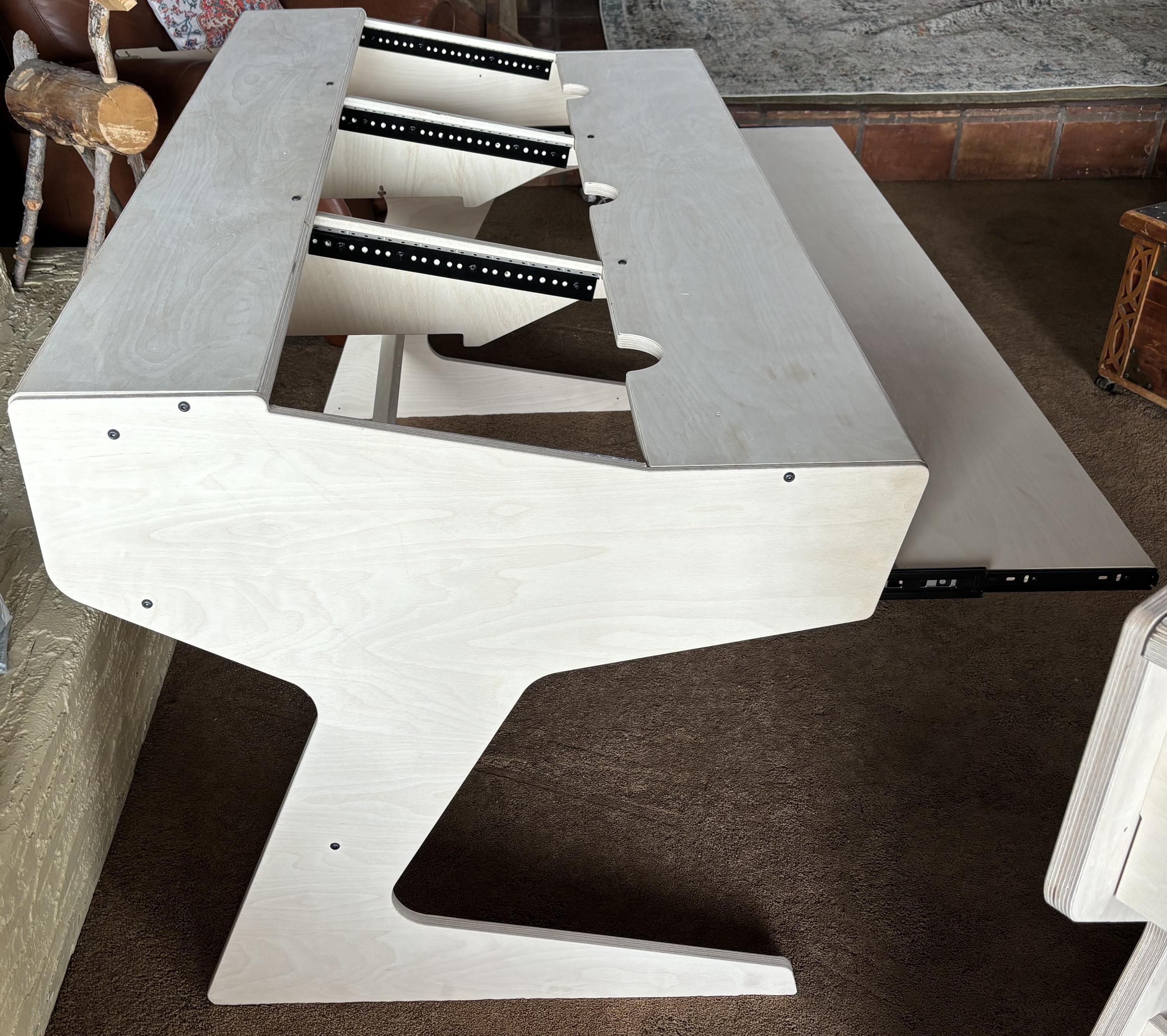 Trinity Desk Designs new 3 Bay Low Profile Version - Etsy