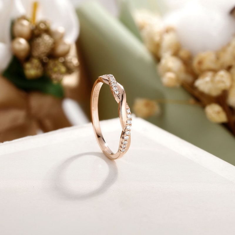 Twisted Wedding Band - Etsy