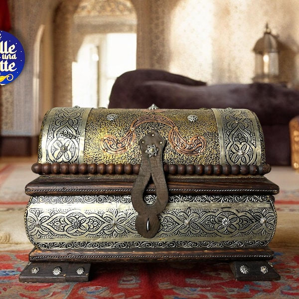 Large Wooden Treasure Chest Berber and Celtic Style Jewelry Box Memory ...