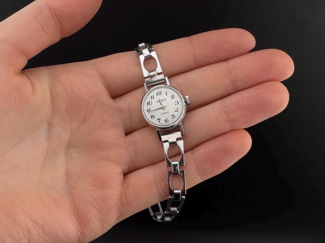 Vintage USSR Wrist Watch Chayka. Women Mechanical Watch - Etsy