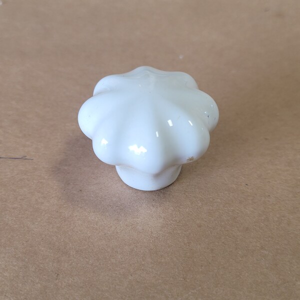 White Knobs - Etsy