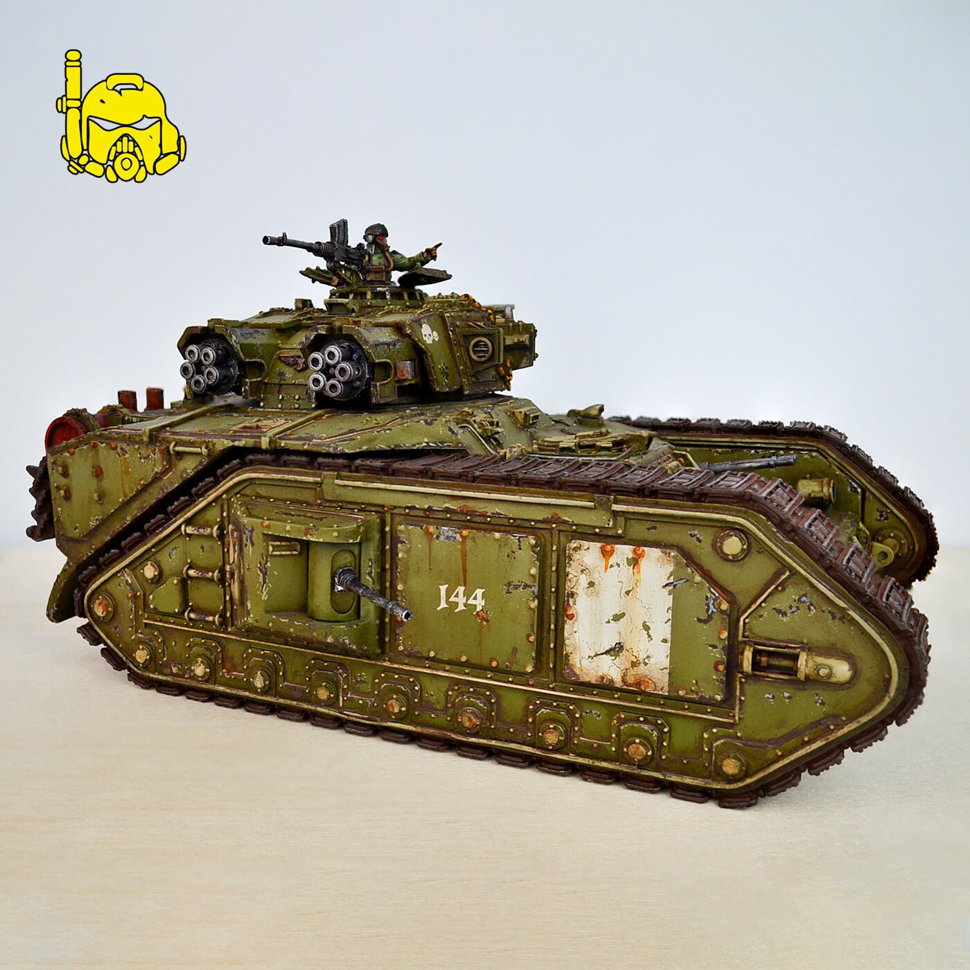 Macharius Heavy Tank, Made in Ukraine, Warhammer Figure, Warhammer 40k ...