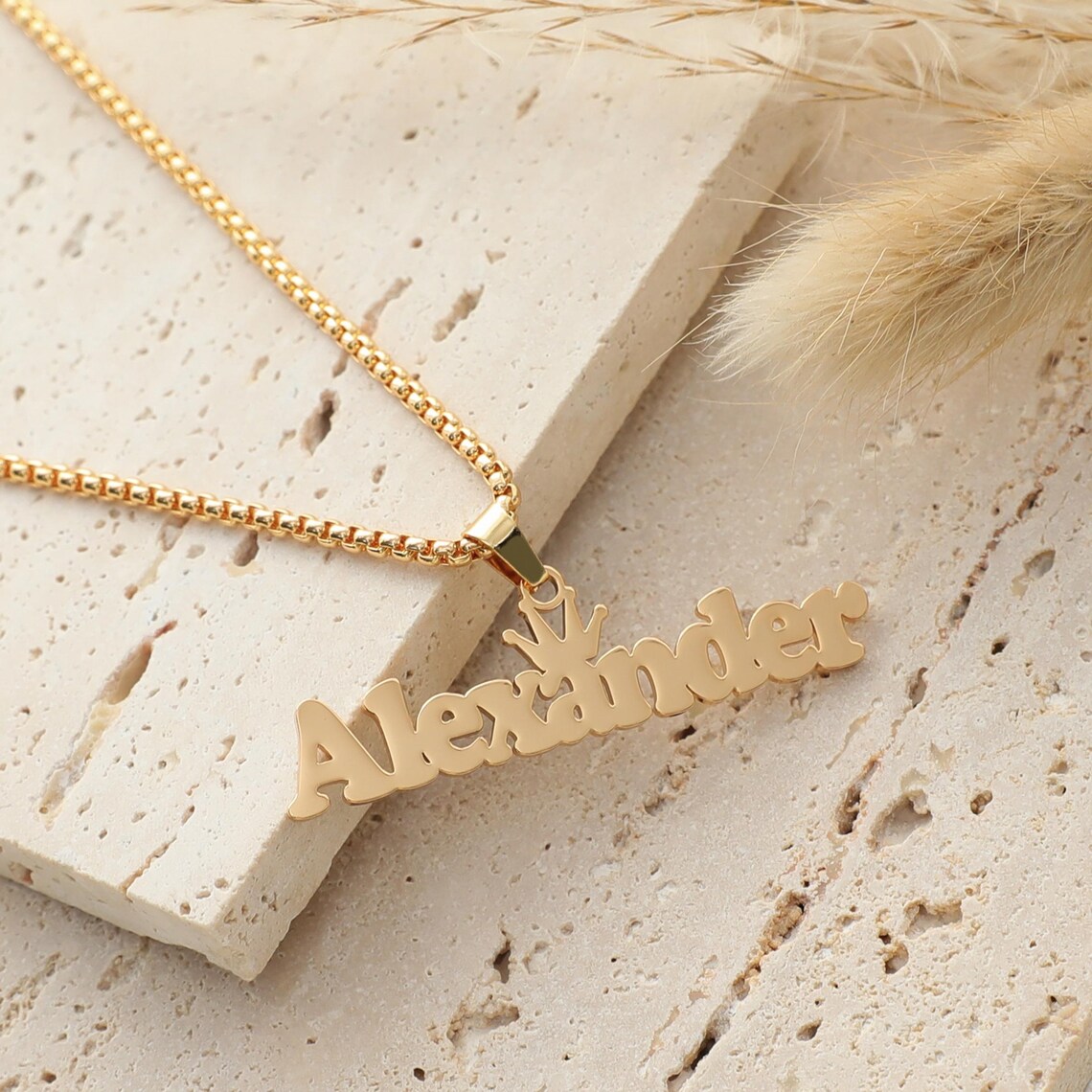 Custom Crown Nameplate Necklace, 14k Gold Name Necklace, Personalized ...