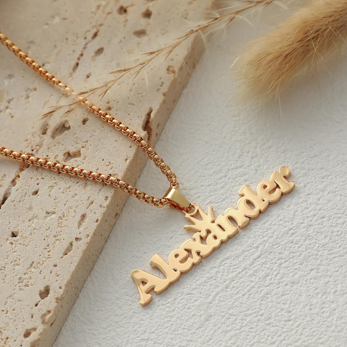 Custom Crown Nameplate Necklace, 14k Gold Name Necklace, Personalized ...