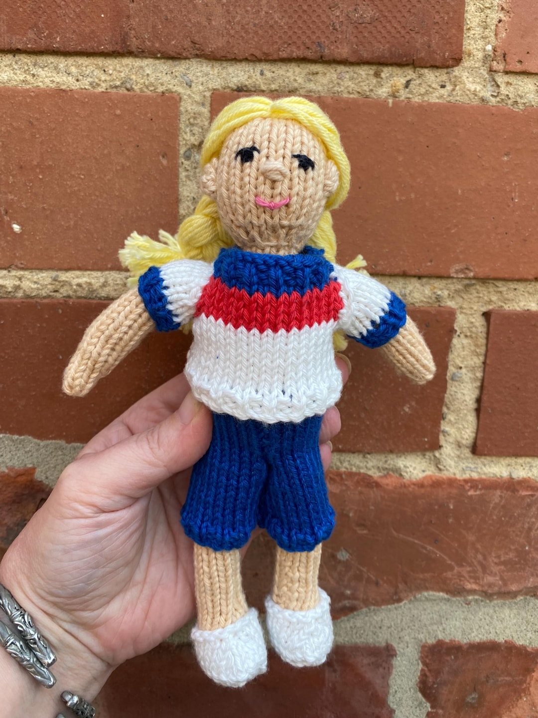 Lioness England Football Doll Knitting Pattern - Etsy