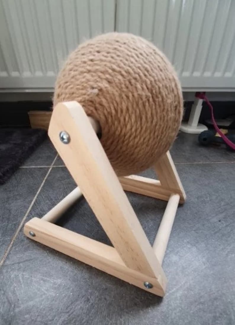 Cat Scratching Ball Toy Kitten Sisal Rope Ball Board Grinding Paws Toys ...