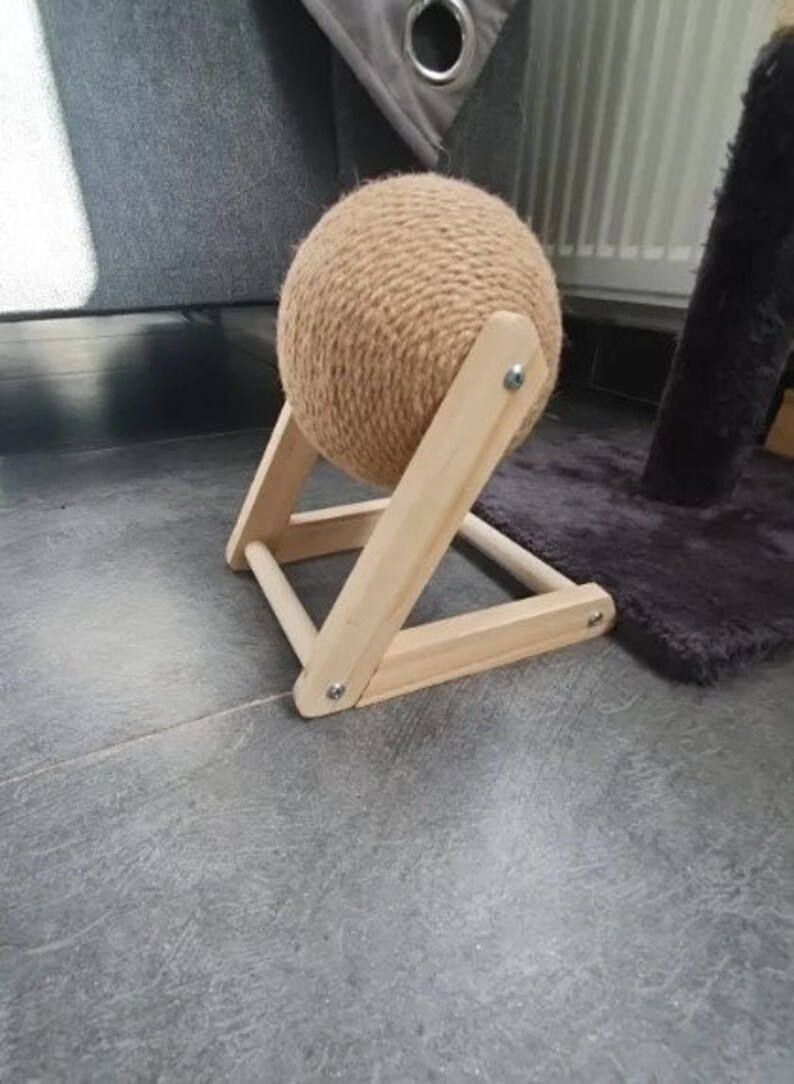 Cat Scratching Ball Toy Kitten Sisal Rope Ball Board Grinding Paws Toys ...