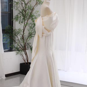 Drama Bows Flare Wedding Dresses off the Shoulder, Custom Mermaid ...