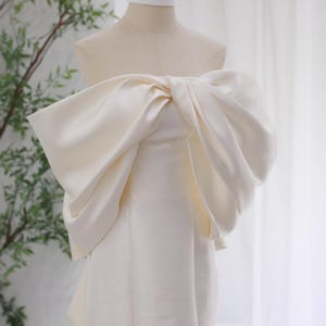 Drama Bows Flare Wedding Dresses off the Shoulder, Custom Mermaid ...