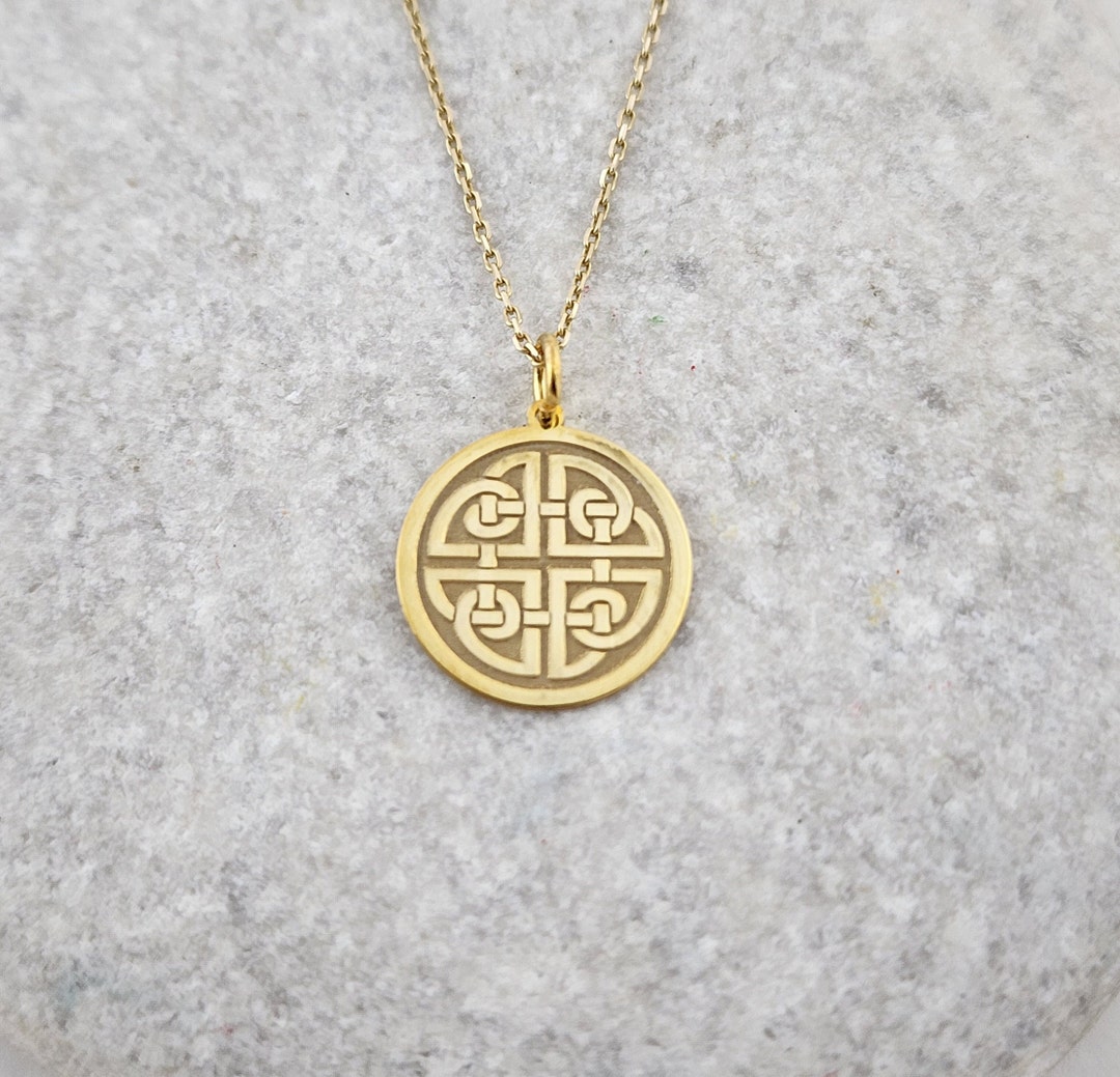 14k Solid Gold Dara Knot Necklace: Celtic Pendant - Etsy