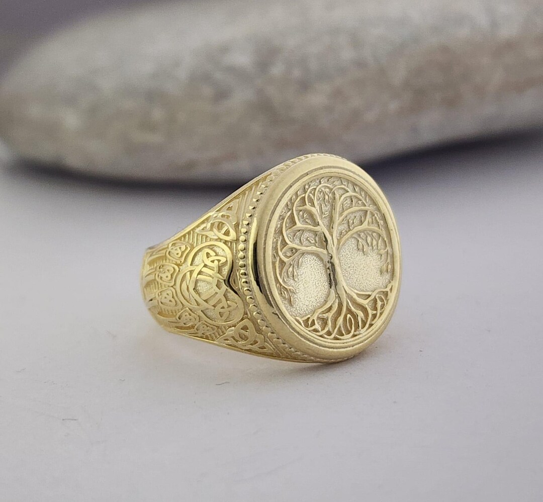 Solid Gold Family Tree Signet Ring: Engraved Personalized Jewelry - Etsy
