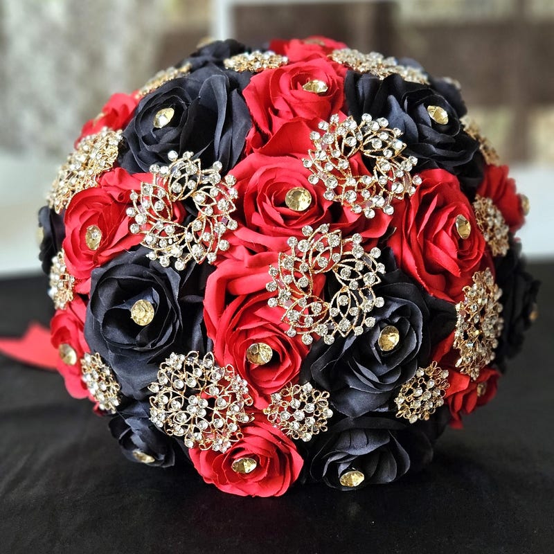 Red Black Bouquet - Etsy