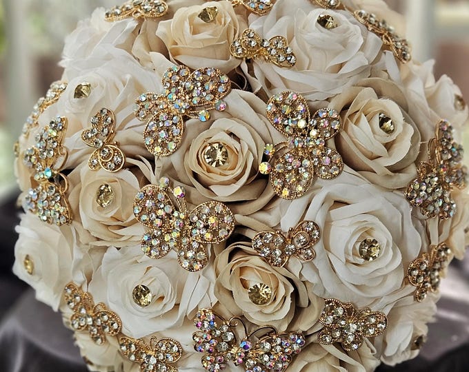 Champagne / Ivory Ramos, Bouquet, Champagne / Ivory Flowers Decorated ...