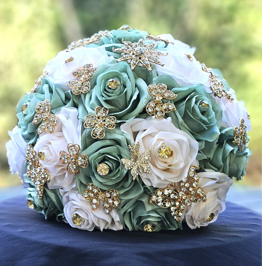 Sage, Ivory and Gold Quinceañera Ramos, Bouquet, Sage and Ivory Flowers ...