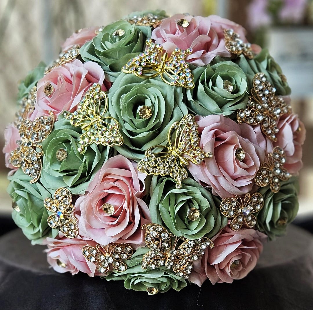 Sage and Blush and Gold Quinceañera Ramos, Bouquet, Sage and Blush ...
