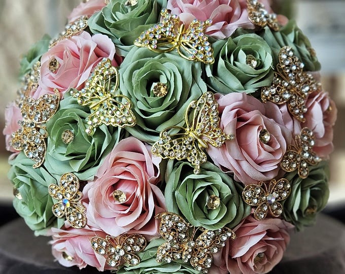 Sage and Blush and Gold Quinceañera Ramos, Bouquet, Sage and Blush ...