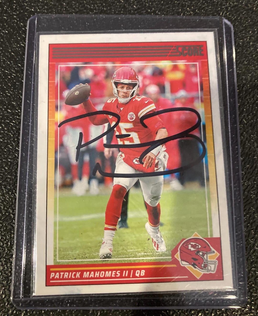 Patrick Mahomes Kansas City Chiefs Signed NFL Trading Card COA ...
