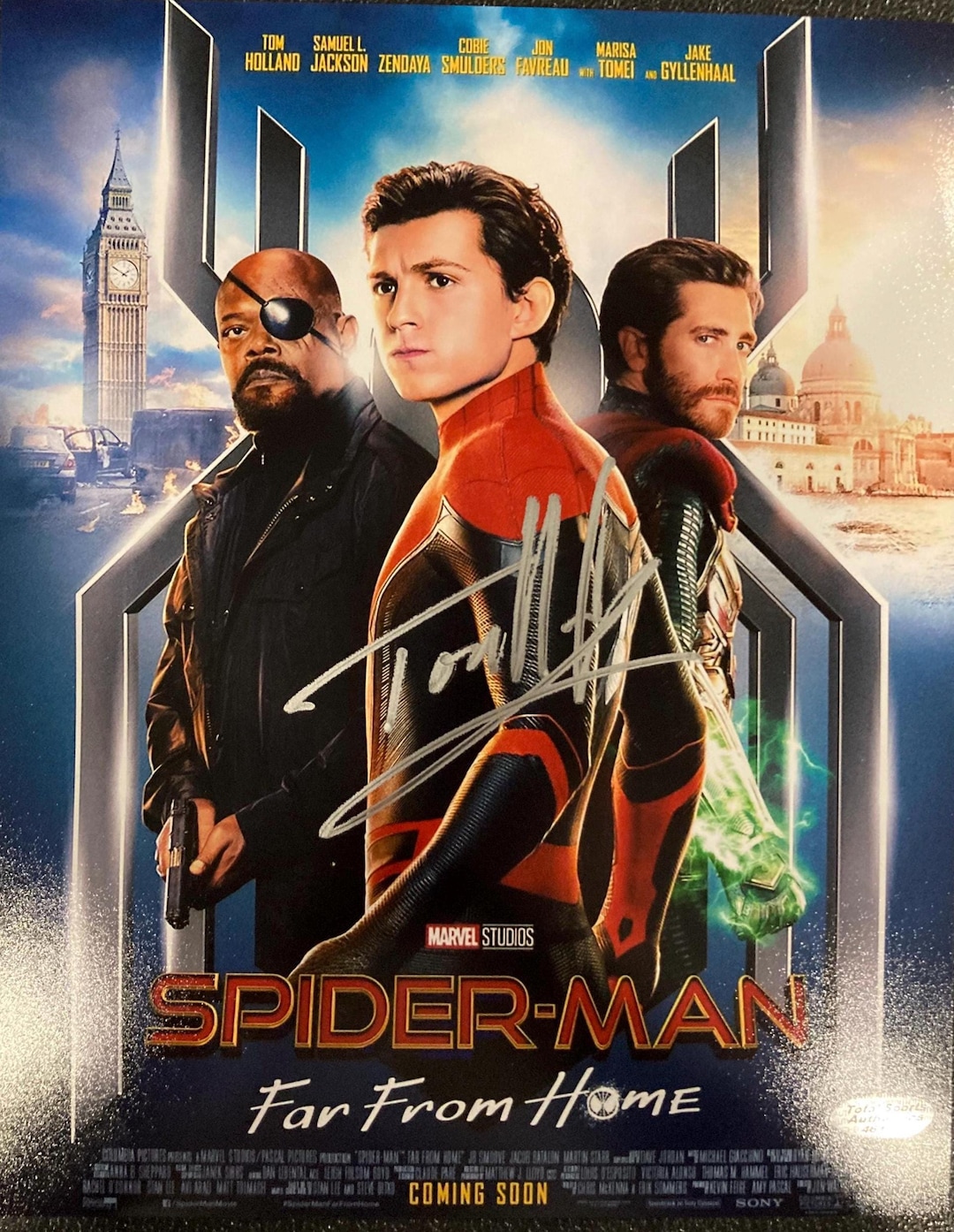 Tom Holland Signed Spider-man 8x10 Photo COA & Hologram - Etsy