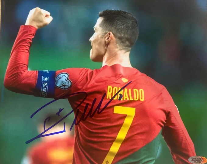 Cristiano Ronaldo Signed 8x10 Soccer Photo COA & Hologram - Etsy