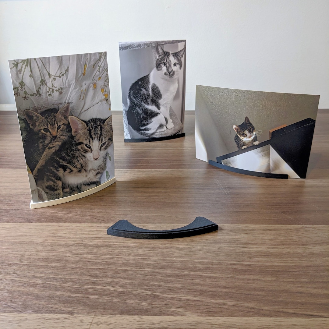 Photo Stands x5 Stand up and Display Photos. 3D Printed Plastic Photo ...